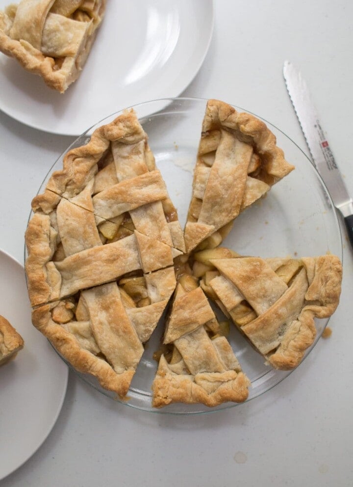 Buttery Apple Pie Recipe - Lauren's Latest