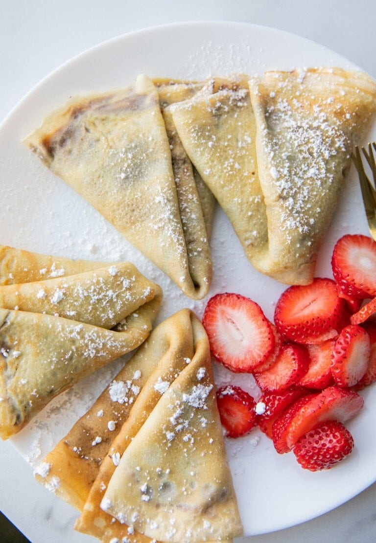 Nutella Crepes {easiest recipe!} - Lauren's Latest