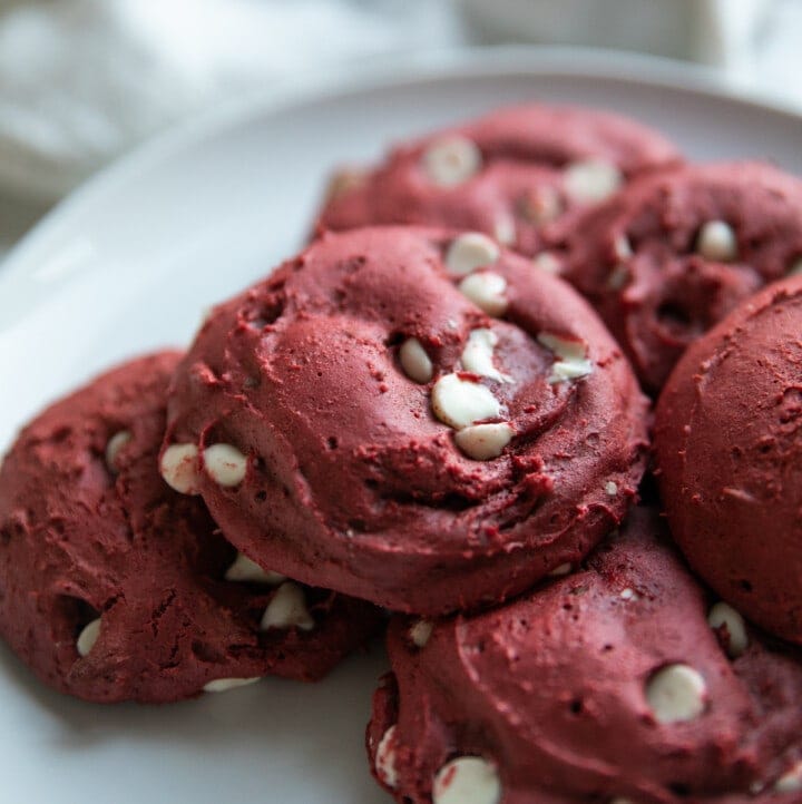 EASY Red Velvet Cookies {soft & chewy} - Lauren's Latest