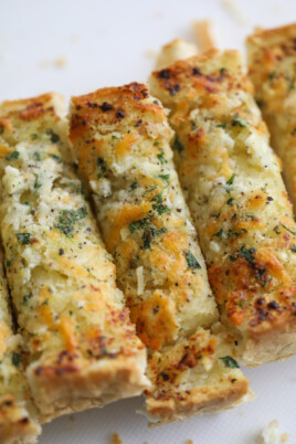 Homemade Garlic Bread - Lauren's Latest