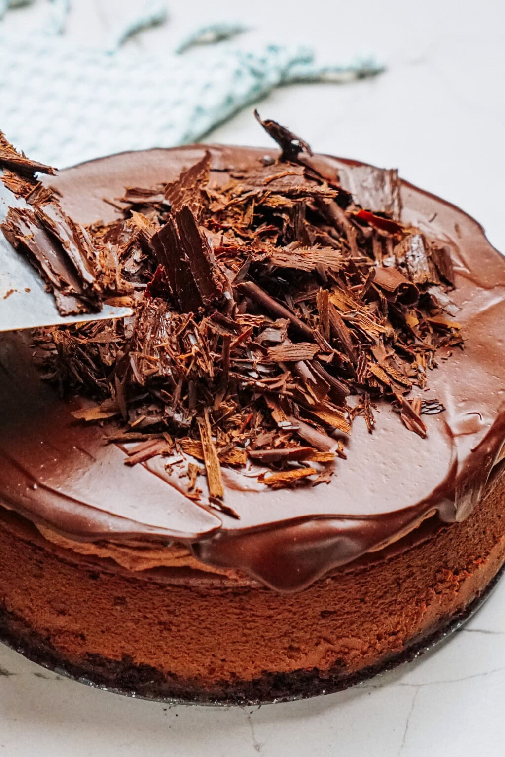 How to Make Chocolate Curls for Cake - Lauren's Latest