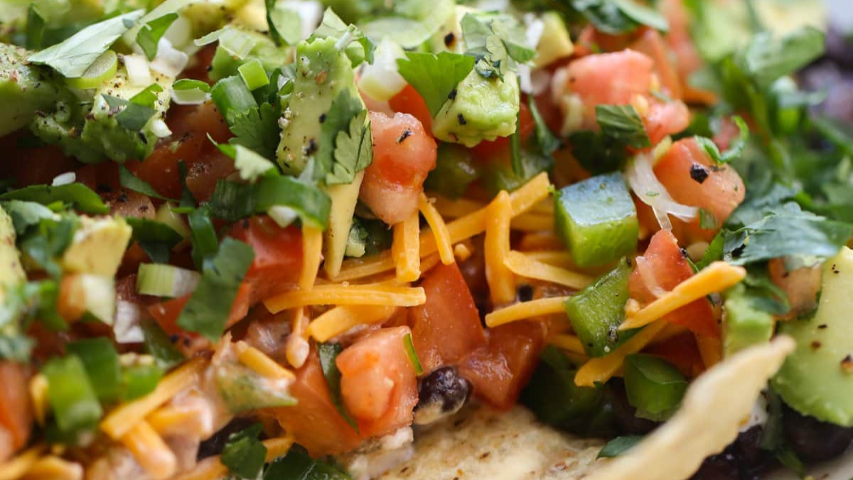 Fresh 7 Layer Dip (Classic Recipe). Photo credit Lauren's Latest ...