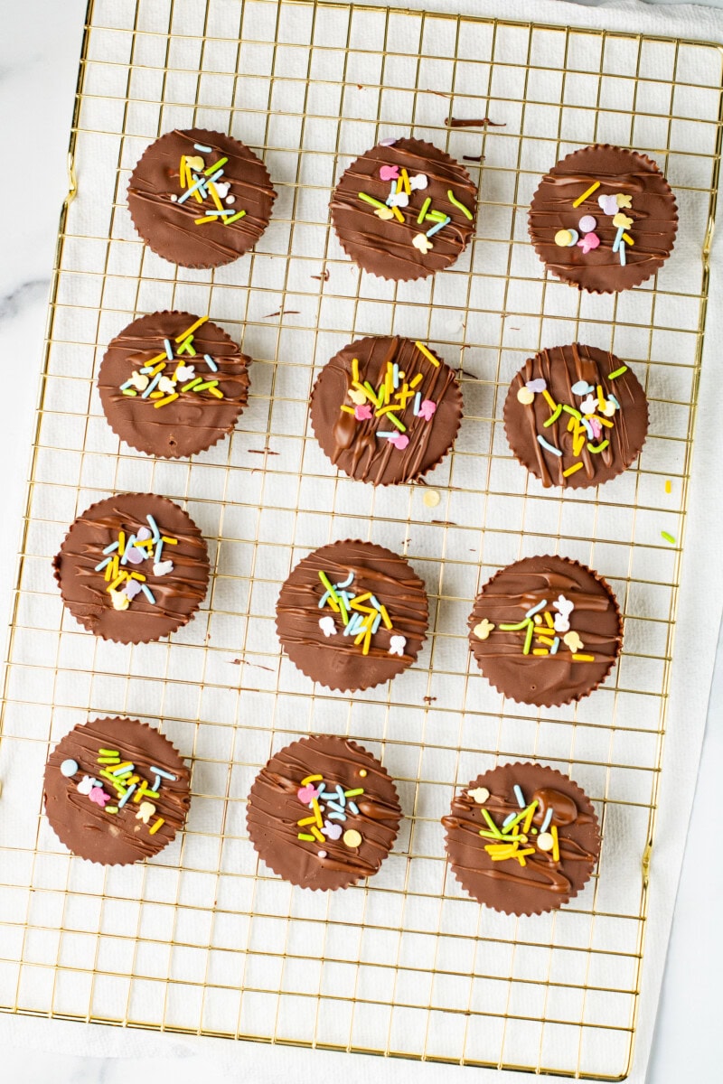 Easter Peanut Butter Cups Recipe - Lauren's Latest