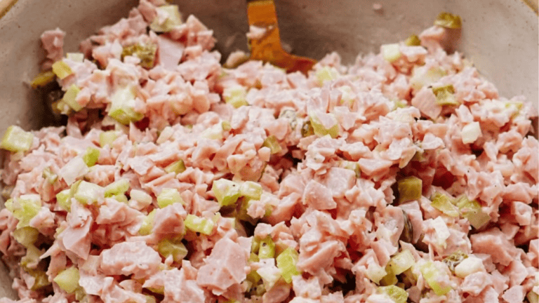 22 of Grandma’s Favorite Labor Day Recipes That Feed a Crowd - Lauren's ...
