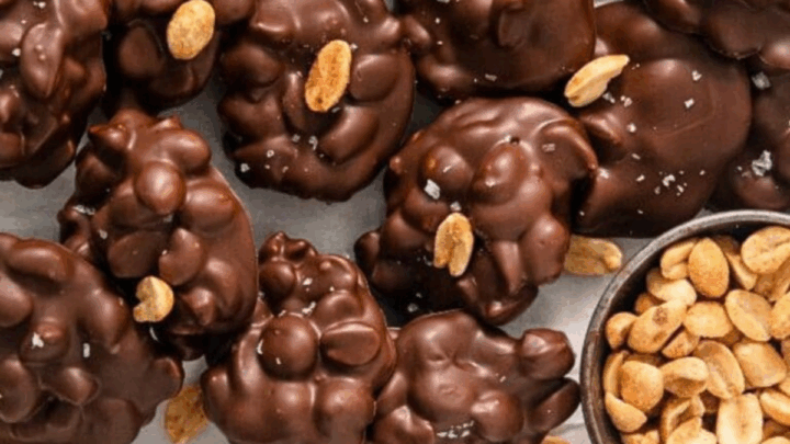 20 Irresistible Chocolate Recipes That Satisfy Every Craving - Lauren's ...